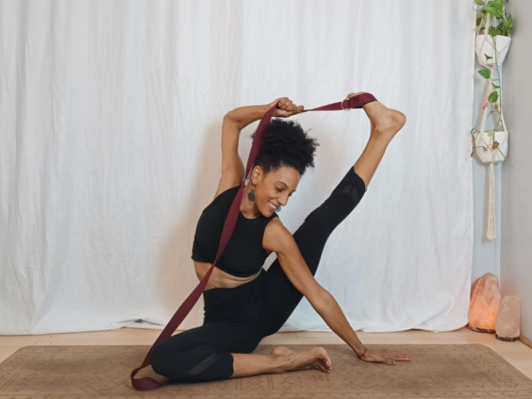 Inclusive Yoga Practice Tips – Hi Healthy World